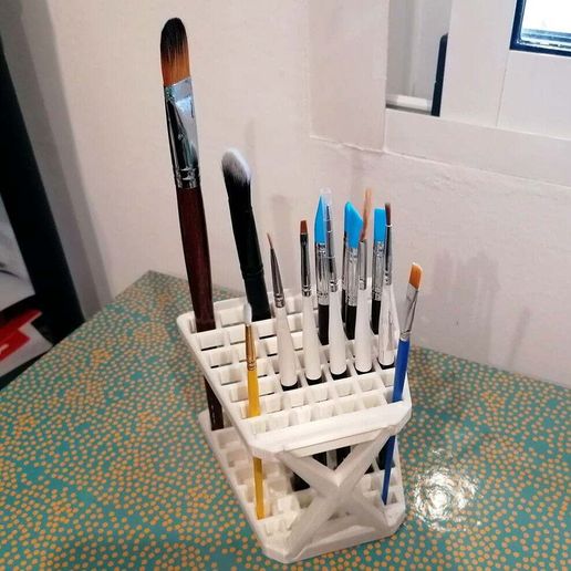Скачать бесплатный файл STL Paintbrush Rack • Образец с возможностью 3D ...
