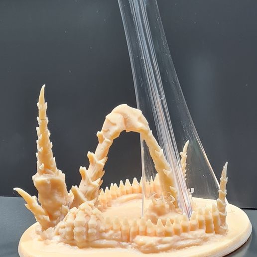 Free 3D file 40k Flying Base with Tyranid Scenery v5・3D printable object to download・Cults