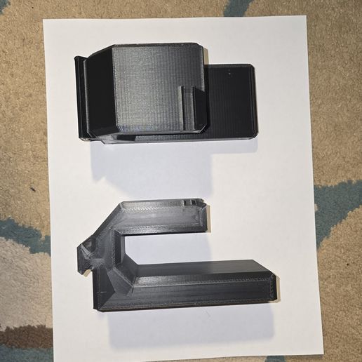 STL file Airsoft M4 / M16 Magwell Wall Display hanger 🔫 ・3D print ...