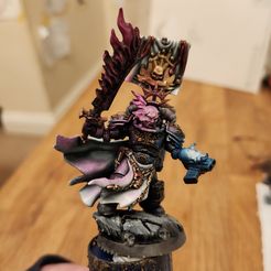 🎲 Silver Wardens Master Corvus (presupported)・3D Print・Cults
