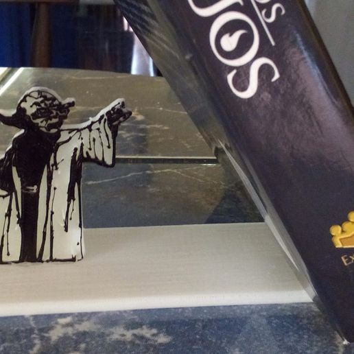 📚 Yoda Bookend・Free 3D File for ・Cults