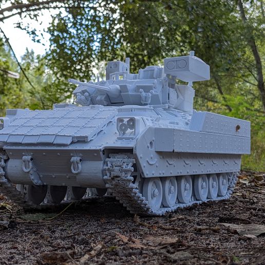 🪖 M3A3 Bradley BUSK III・ 3D File for 3D printing・Cults