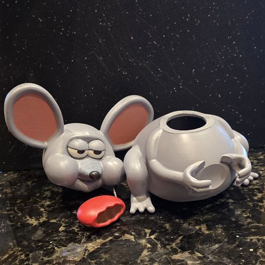 🐁 Mouse Eating Smarties (Creature Comforts)・Free STL File for 3D ...