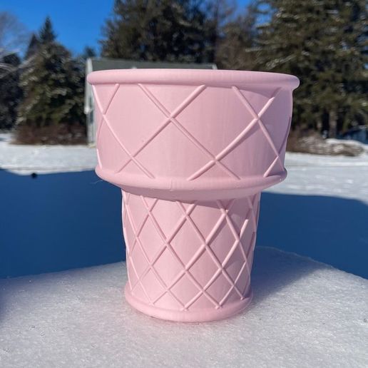 STL file Ice Cream Cone Planter 🧊 ・Model to download and 3D print・Cults