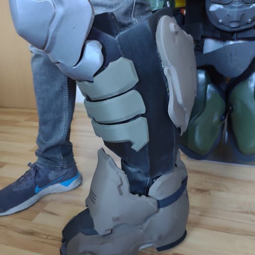 👢 DOOM Slayer Boots for Cosplay・ STL File for 3D printing・Cults