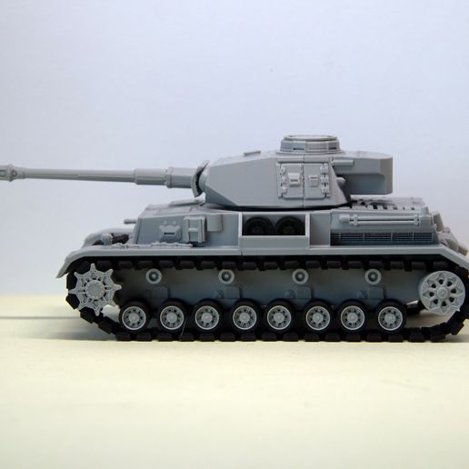 🪖 Panzerkampfwagen IV H・ 3D File for 3D printing・Cults