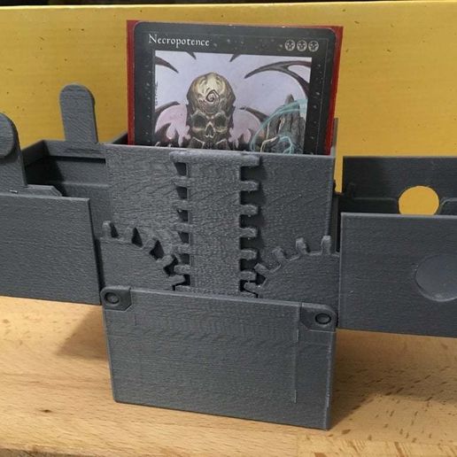 📦 CCG geared card box (updated)・Free STL File for ・Cults