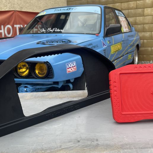 Archivo STL BMW E30 Cluster cubierta para Ecumaster ADU7 ⚙️ ・Objeto ...
