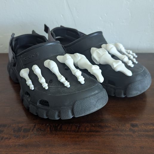 3D printer Skeleton Croc Toe Jibbitz • made with Bambu X1E・Cults