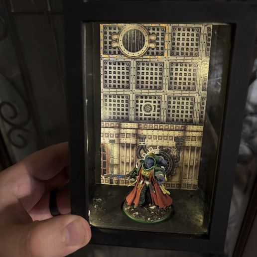 STL file Miniature Model Display Box 📦 ・3D printing design to download ...