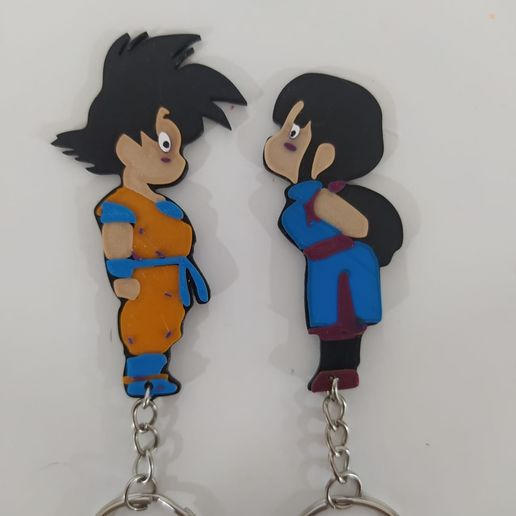 🔑 Key holder and 2 key chains Goku・Archivo STL para Impresión 3D・Cults