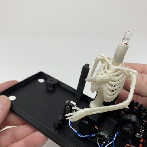 💀 RIP Skeleton・Free STL File for ・Cults