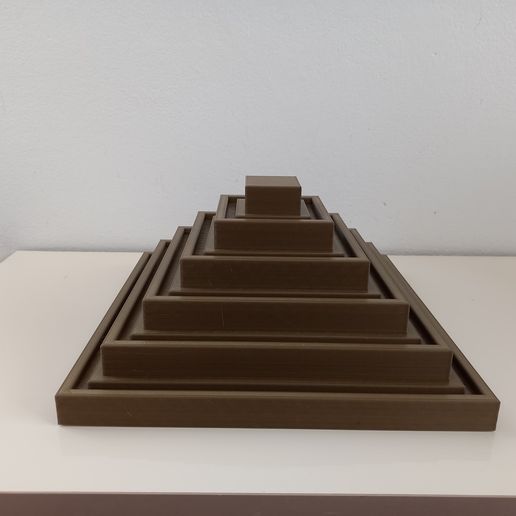 🪙 Challenge coin display・ STL File for 3D printing・Cults