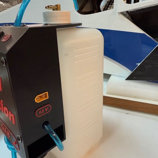 ⛽ FUEL STATION FOR MODEL AIRPLANE・ 3MF File for 3D printing・Cults