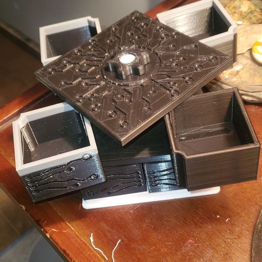 3D printing Electronic box - 2x4 compartments • made with Makerbot ...