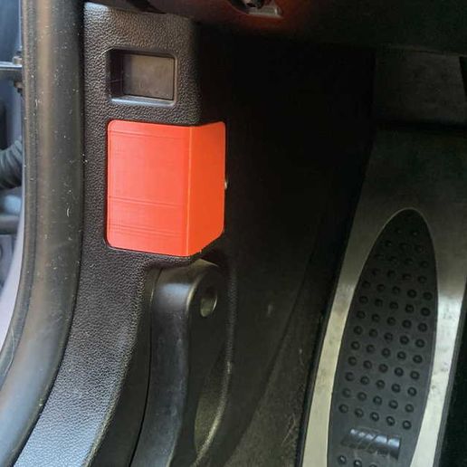 🏠 OBD2-Cover for BMW e90/e91・Free 3D File for ・Cults