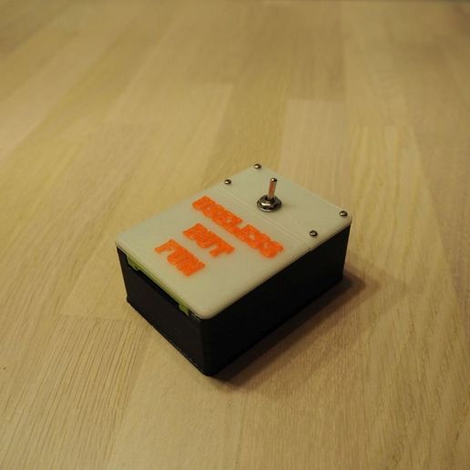 Fichier 3D gratuit Boîte/Machine inutile pour servo Sub-Micro 📱 ・Design ...