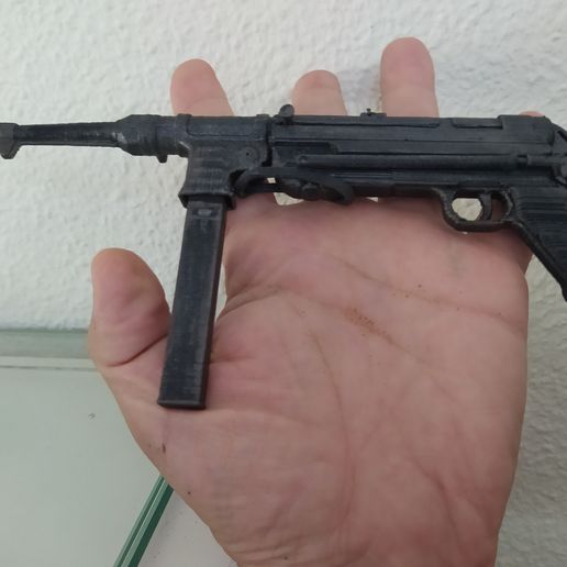 🔫 MP40 (Maschinenpistole 40) mp40 MINIATURE SCALE 1:3 CUT AND KEYED ...