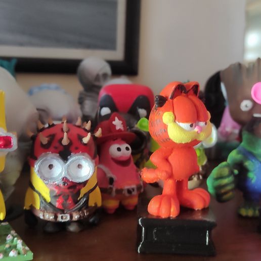 👤 Garfield Bust & Plinth - Newly Repainted! (Multi-Color AMS/STL) - 4 ...