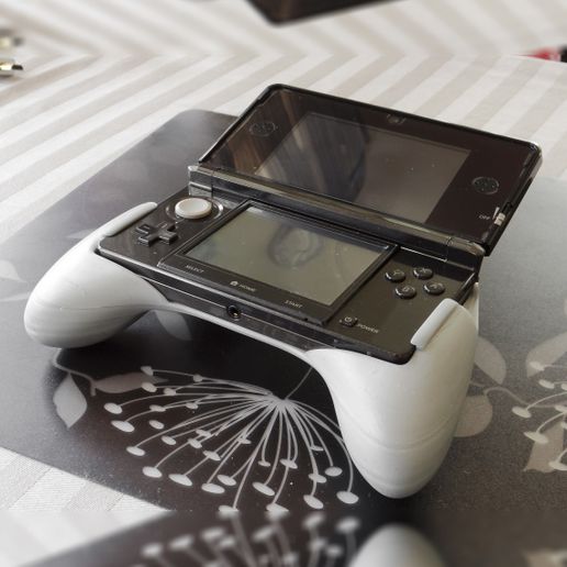🕹️ Ergonomic Grip For 3DS (original 3ds)・Free STL File for ・Cults