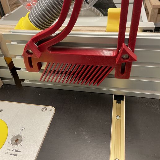 3MF file Featherboard - Federkamm 🧑‍🔧 ・3D print model to download・Cults