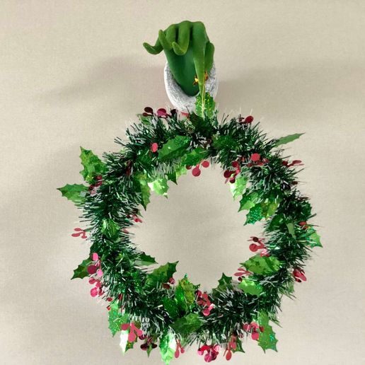 The Grinch Hand Wall Mount・3D Print with the PRUSA MK4 3D printer・Cults
