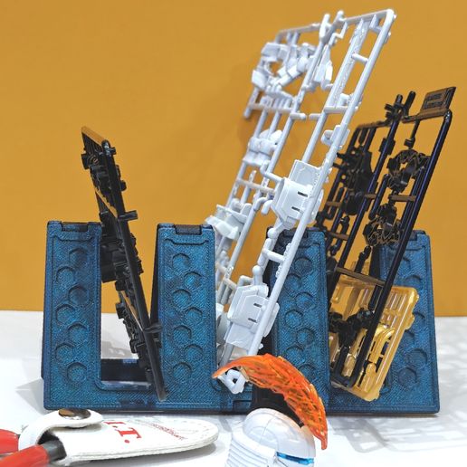 🤖 Gunpla Model Kit Runner Stand - Mini Version・Free STL File for 3D ...