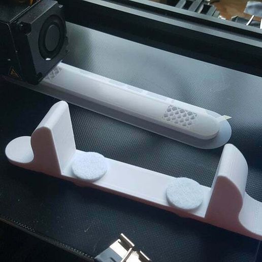 🤏 Small Node 202 Stand・Free STL File for ・Cults