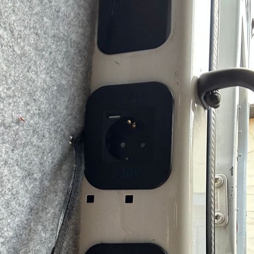 STL file 230v Power gOutlet / Socket Frame/ Steckdose Sprinter 906 ...