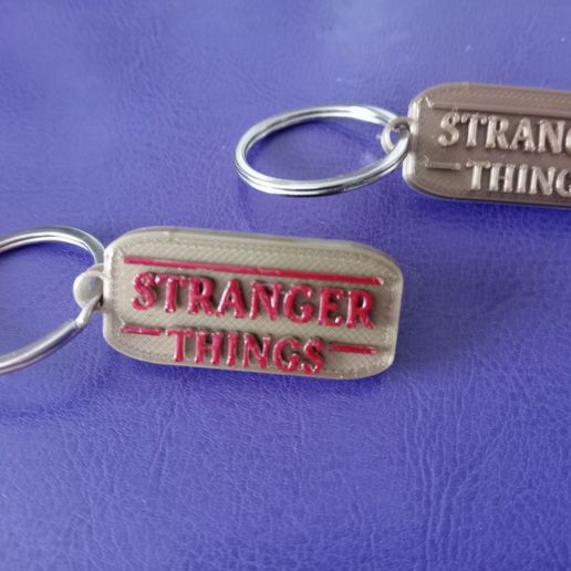 🗝️ Stranger things keychain・ STL File for ・Cults