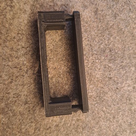 🔌 Cable holder for plugging together・Free STL File for 3D printing・Cults