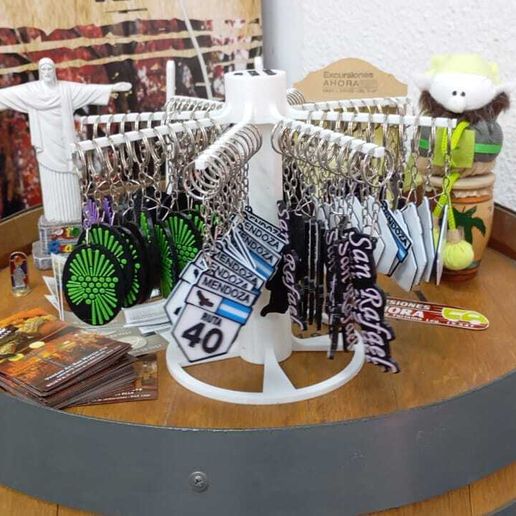 🗝️ Keychain display // Keychain Stand・ 3MF File for 3D printing・Cults