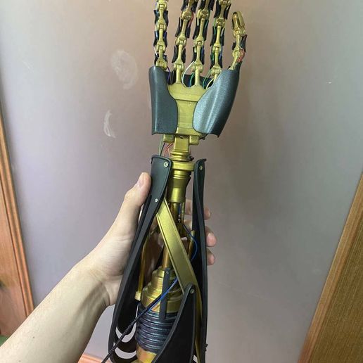⭐ Star Wars Anakin Skywalker Arm for cosplay・3D Print with the Ender 3 ...