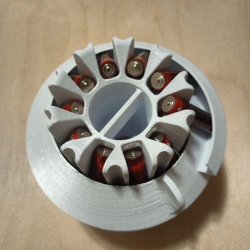 🔋 Helical High-Capacity AAA Battery Magazine・ STL File for 3D printing ...