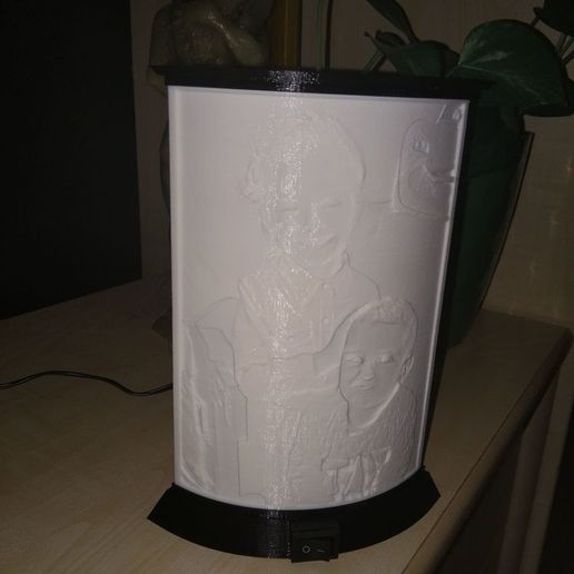 Archivo 3D gratis Lithophane Stand・Modelo para descargar y imprimir en ...
