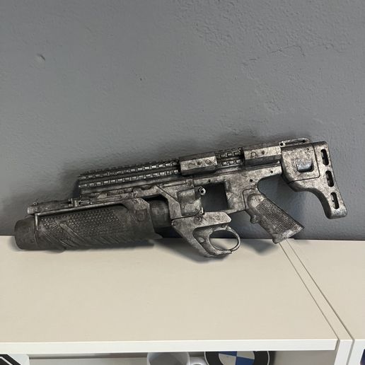 🦸 Batman's Grenade Launcher・Free 3D File for 3D printing・Cults