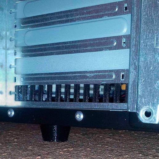 computer case expansion slots