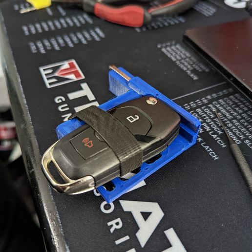🚙 Ford Key Blade Block・Free STL File for ・Cults