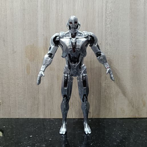🦸 Ultron Articulated Action Figure・ STL File for 3D printing・Cults