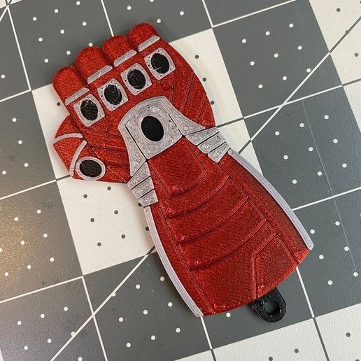 Archivo STL gratuito Llavero Guantelete Nano de Iron Man・Objeto para ...