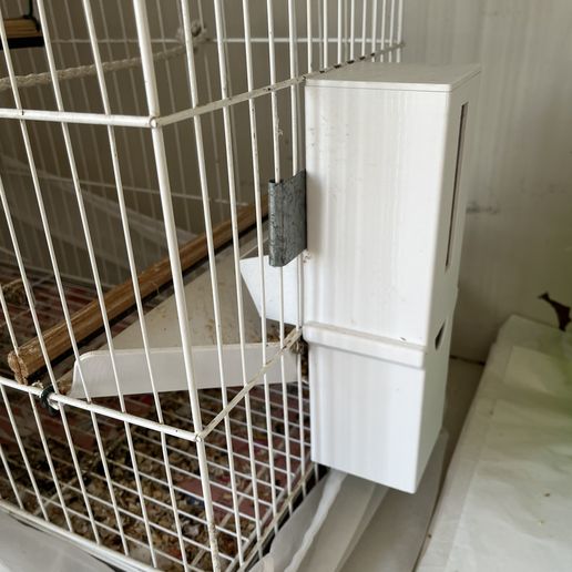 🐦 Smart Automatic Bird Feeder for Cages・ STL File for 3D printing・Cults