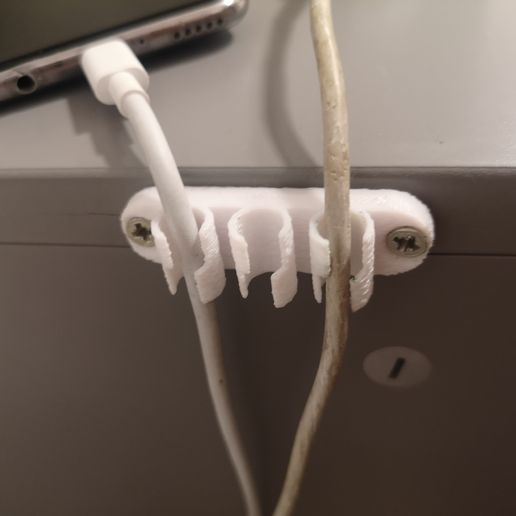 💾 USB cable support・ STL File for 3D printing・Cults