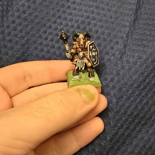 Theriomorph Warrior (PRESUPPORTED) impreso en 3D・Cults