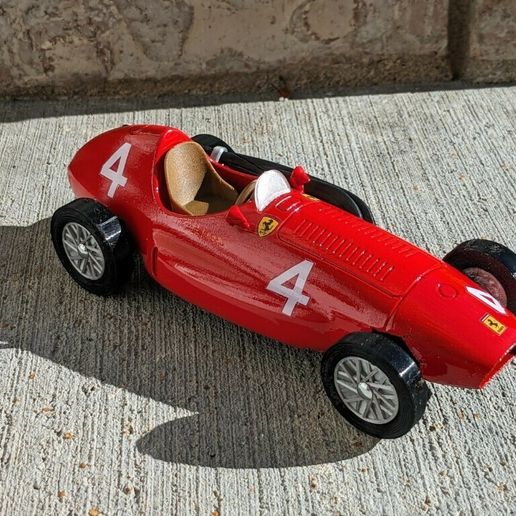 🚗 1954 Ferrari 553 F1 (Pinewood Derby Car Shell)・Free 3D File for ・Cults