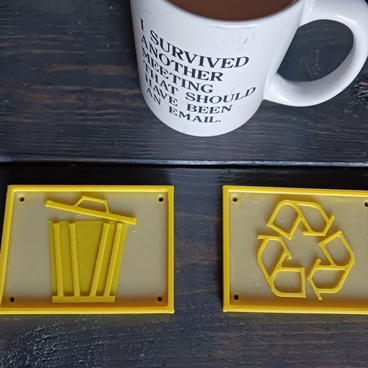 🗑️ Trash Can and Recycle Signs・ STL File for 3D printing・Cults
