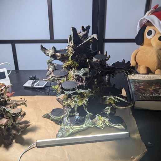 🌳 Gargantuan Gulthias Tree Blight / Wintersplinter / Model Stand (DND ...