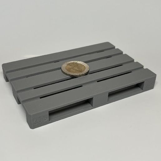 STL file Palette EURO 1:10 🎨 ・3D print design to download・Cults