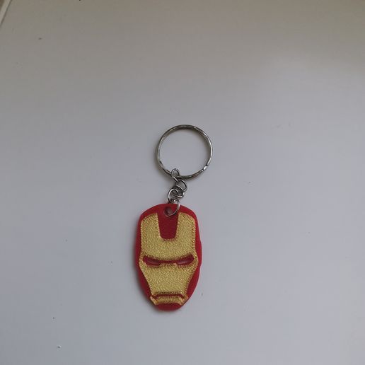 STL file Iron man multicolor keychain 👨 (3MF)・3D print design to ...