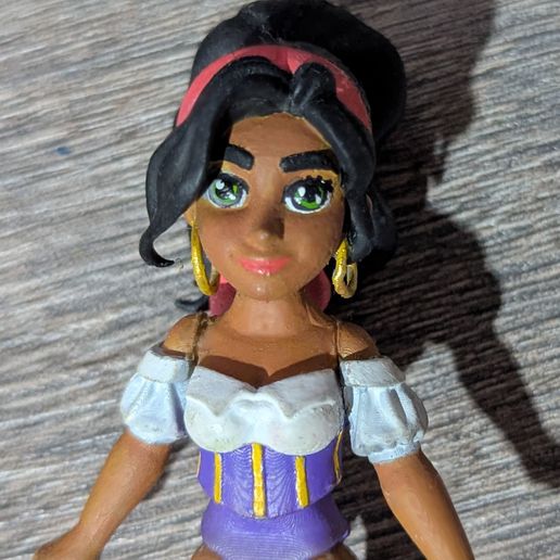 👸 Esmeralda - Articulated Figure | Disney's The Hunchback of Notre Dame ...
