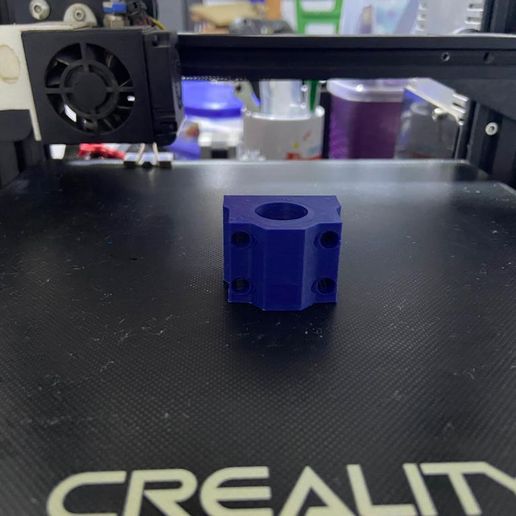 Free 3D file BLOCK FOR LM8UU BEARING FOR MINI CNC 🧞‍♂️ ・3D printing ...